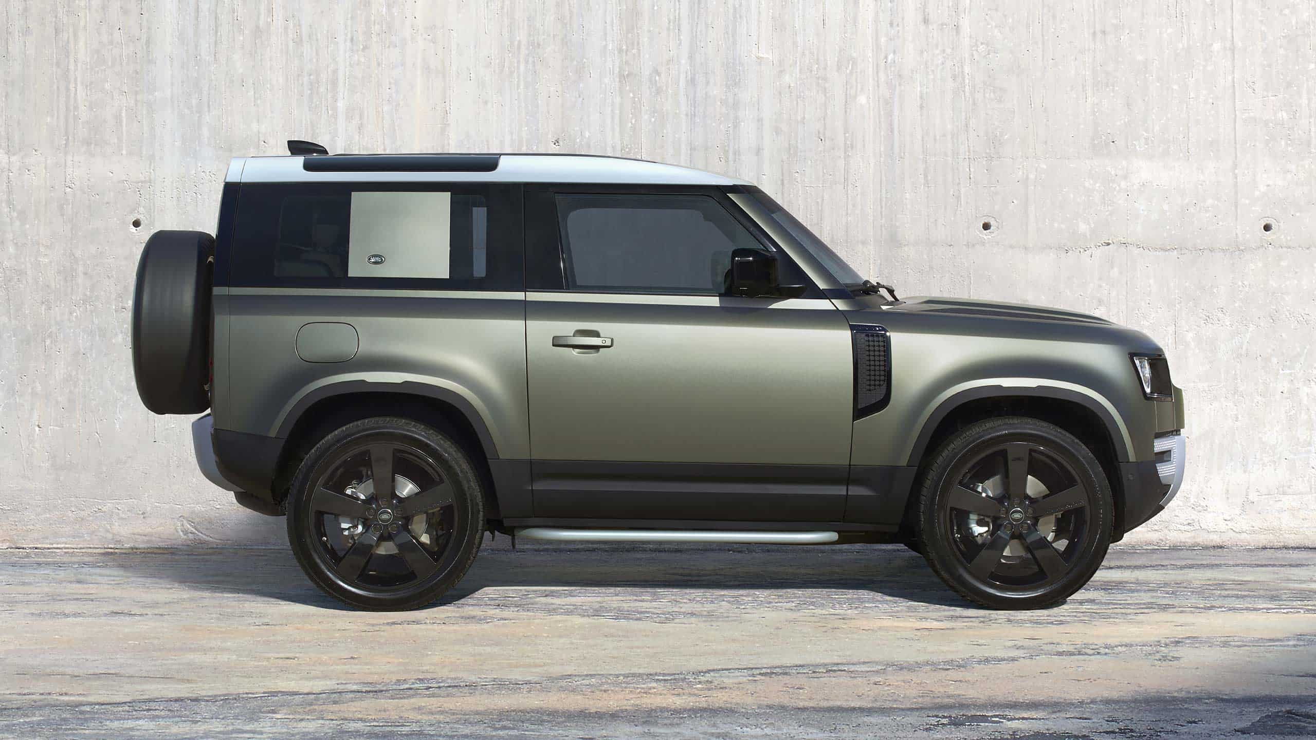 Defender 2024 Personalisation | Accessory Packs | Defender