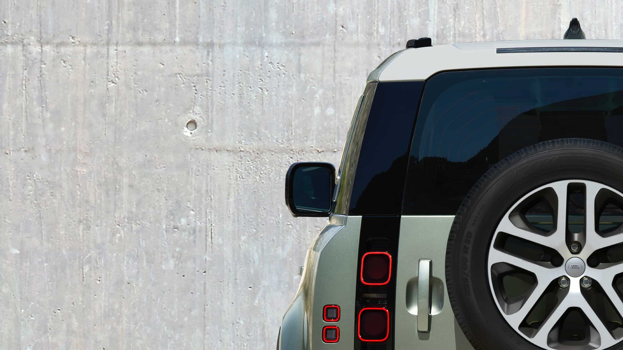 Defender | Unstoppable 4x4 Vehicles | Embrace the Impossible