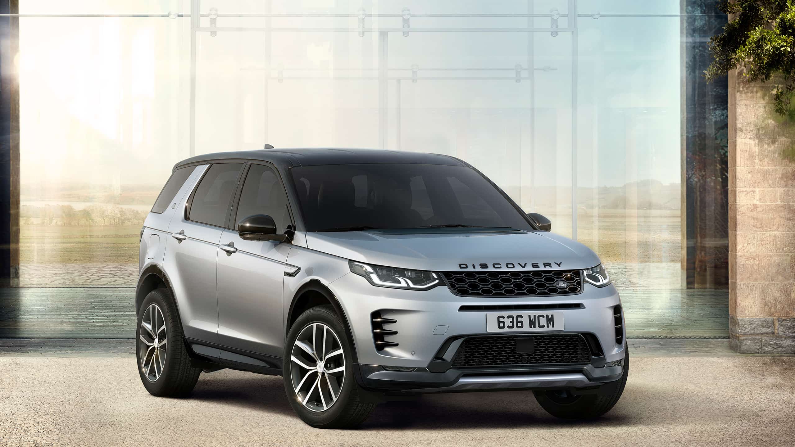 Discovery Sport | Versatile compact SUV | Discovery