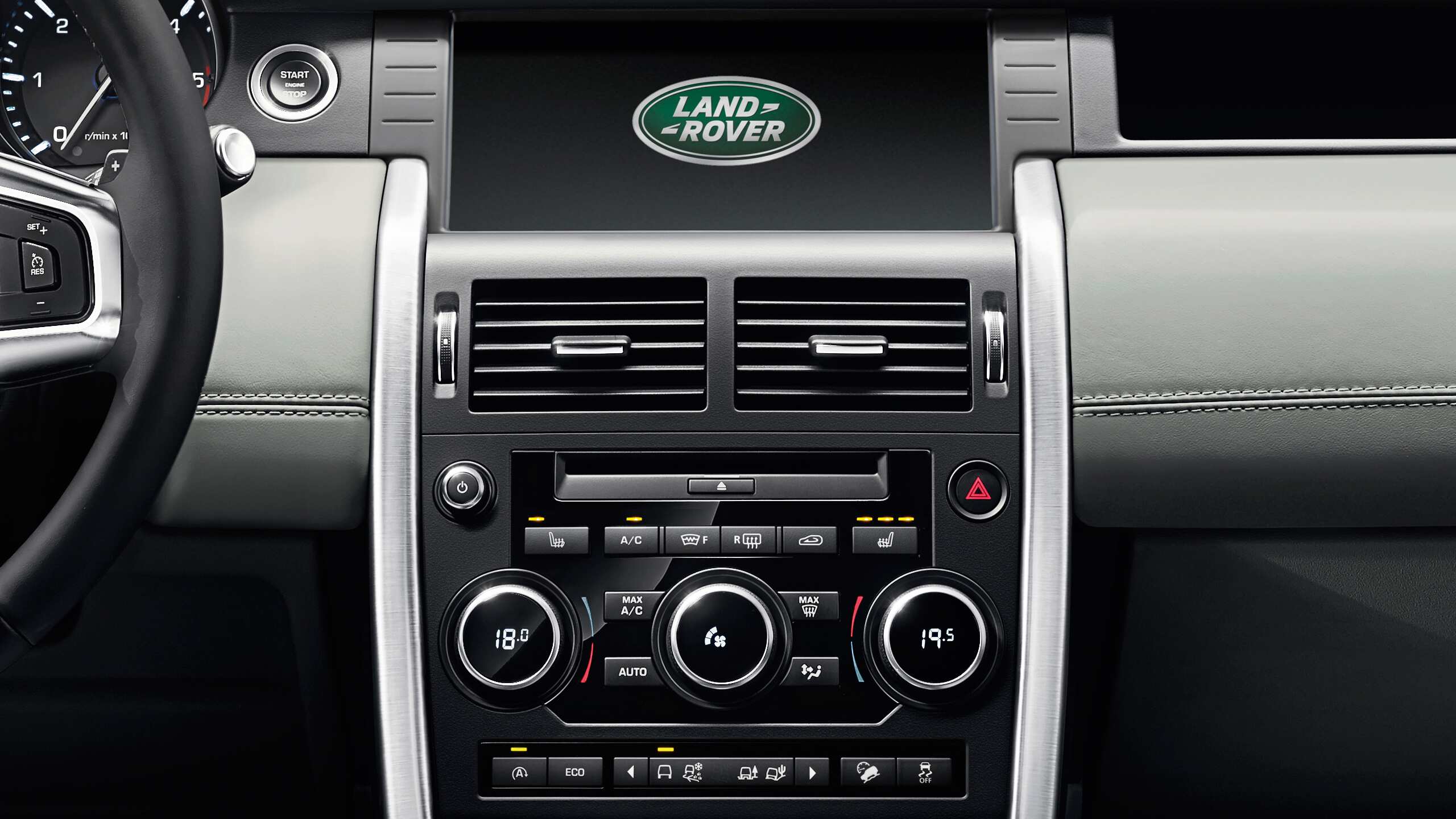 Discovery Sport - SE Sports SUV Model - Land Rover
